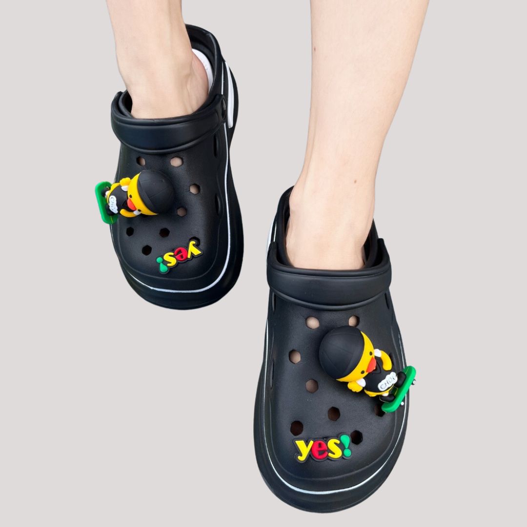 Black Skater Duck Clogs – PICK N JUMP