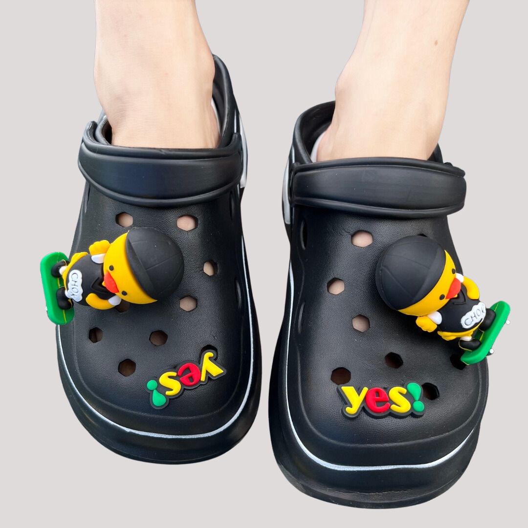 Black Skater Duck Clogs – PICK N JUMP