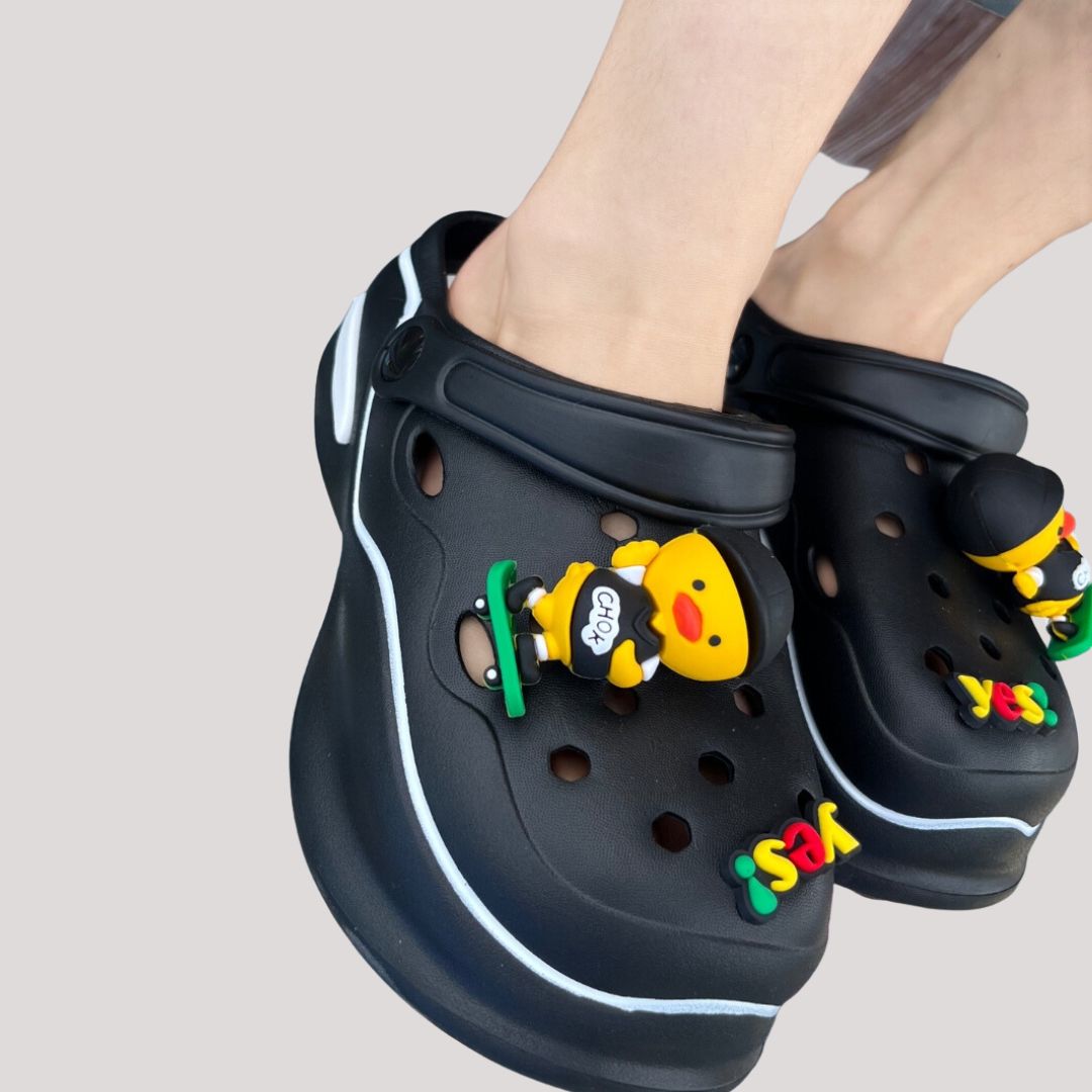Black Skater Duck Clogs – PICK N JUMP